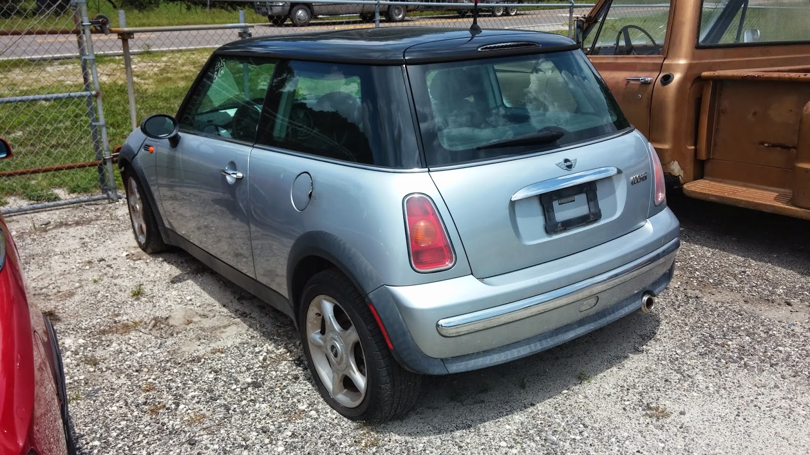 03 Mini Cooper LR - Central Florida Auto Salvage